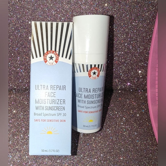 First Aid Beauty | Skincare | Fab Ultra Repair Face Moisturizer ...